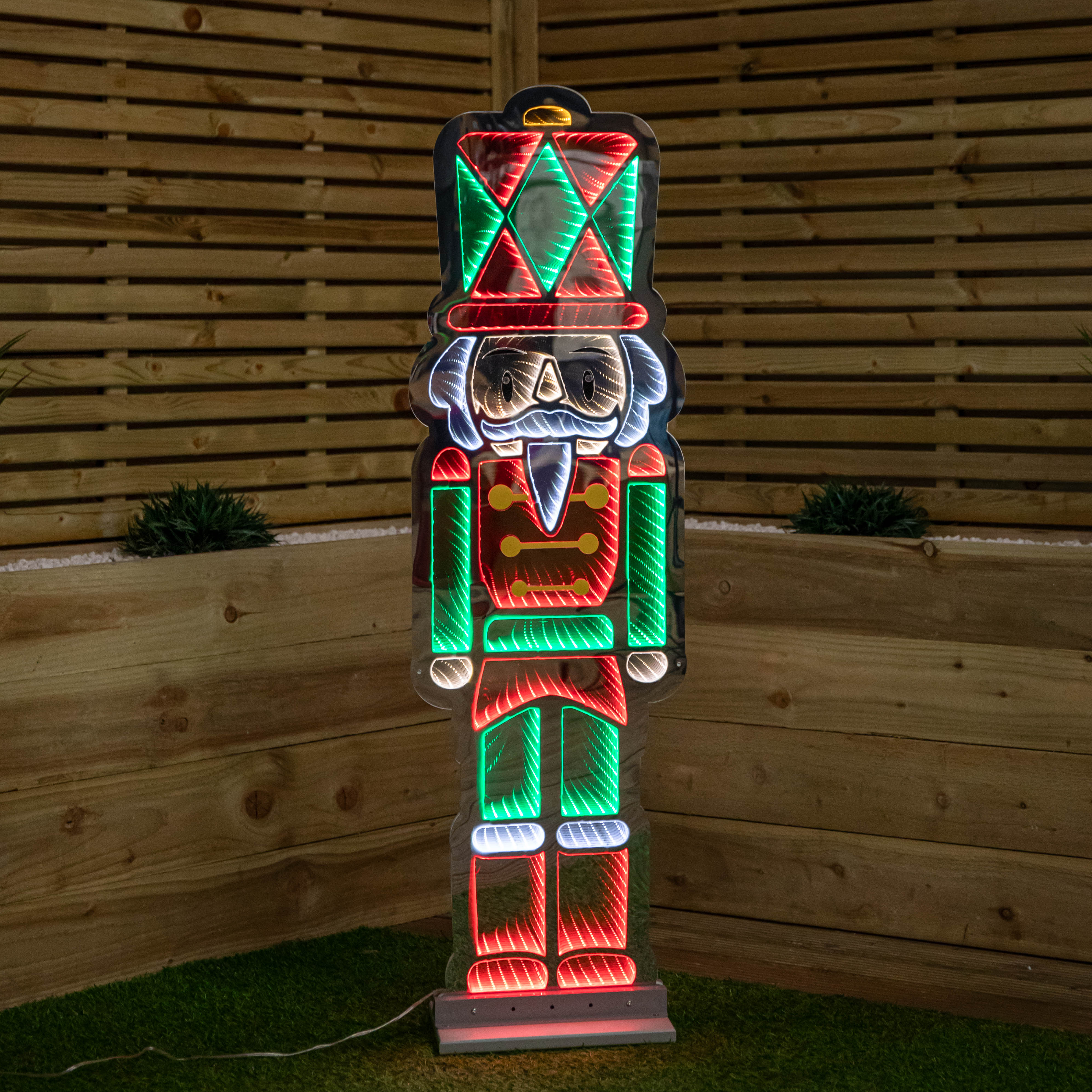 4ft (1.2m) Tall Light up Christmas Nutcracker Infinity Decoration with ...