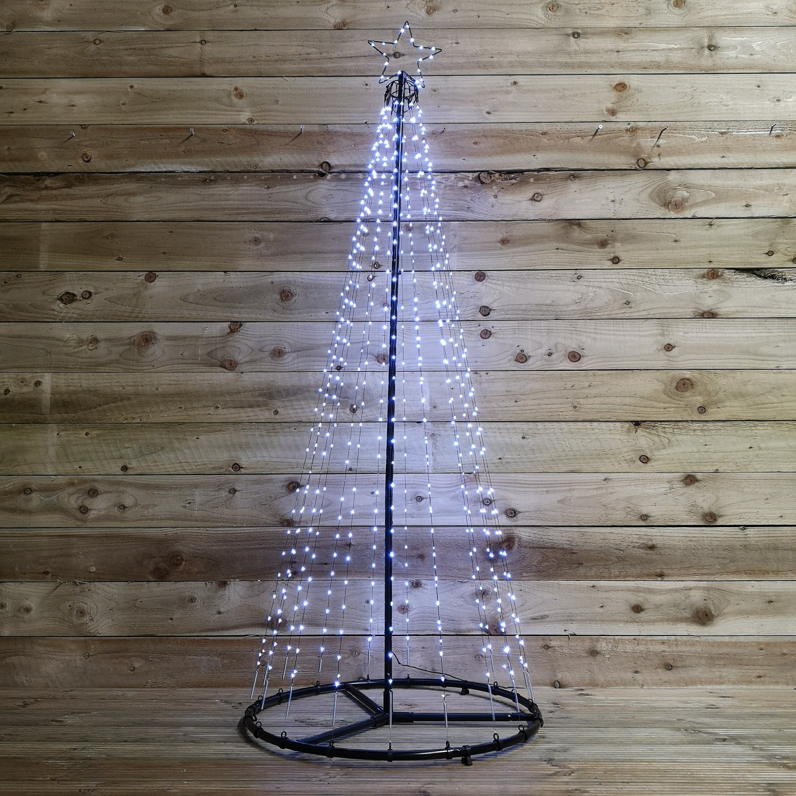 1.8m Outdoor Maypole Christmas Tree with 560 Ice White 10% Flashing LE ...